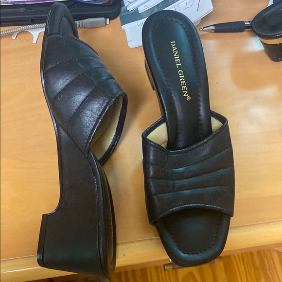 Daniel Green | Shoes | Daniel Green Womens Black Mules | Poshmark